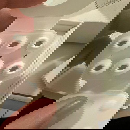 AirPod Pro Gen 2 σαν καινούργιο με… - € 179,00 - Vendora.gr