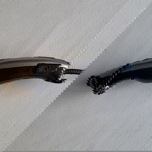 Κουρευτική μηχανή Bravissimo καινούργια - € 15,00 - Vendora.gr