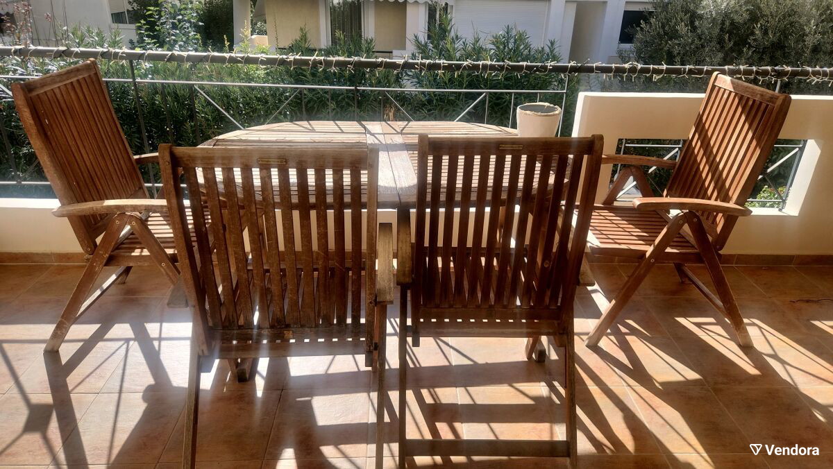 Τραπεζαρία ξύλινη μεταχειρισμένη με 4… - € 40,00 - Vendora.gr