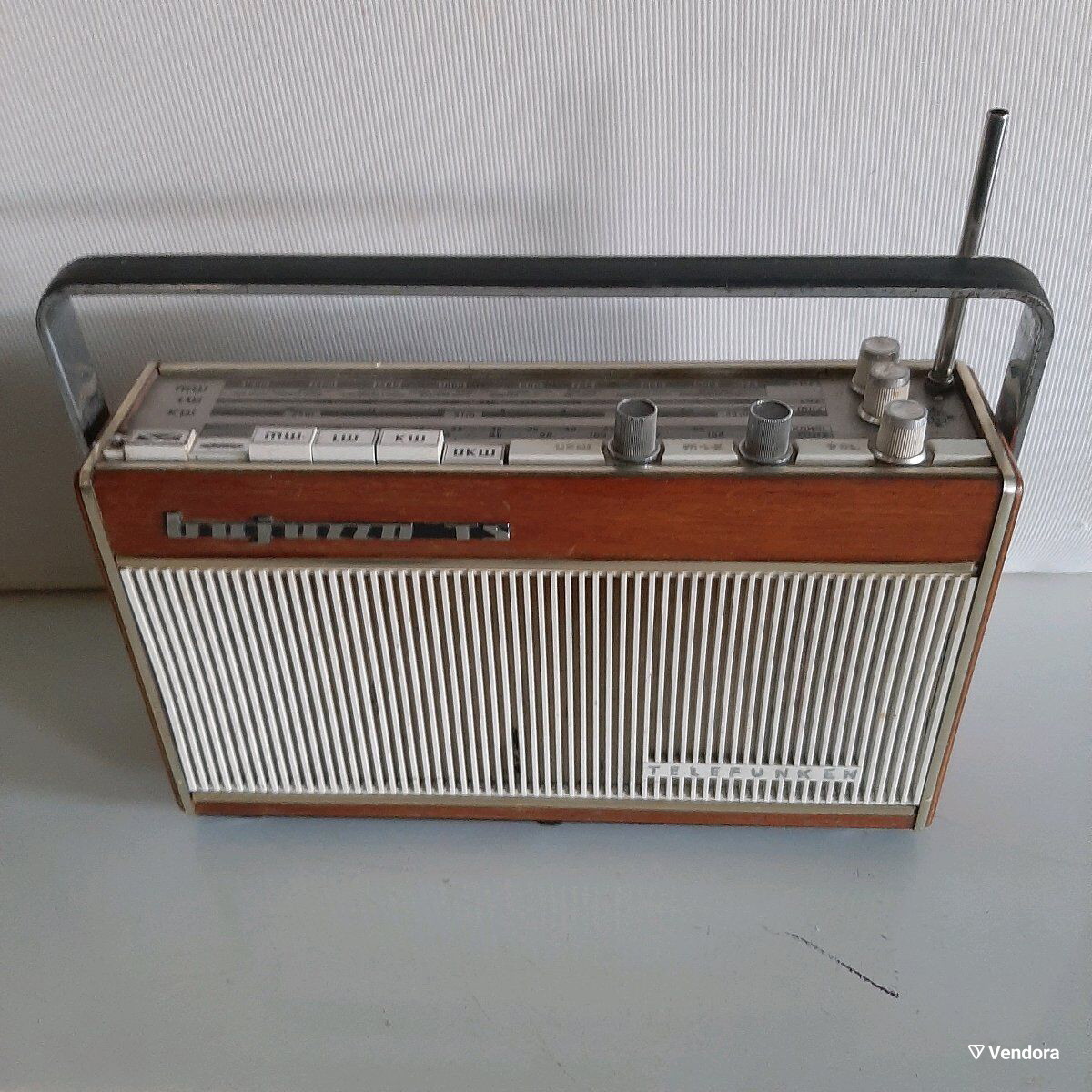 Ραδιόφωνο Telefunken Bajazzo TS-3611… - € 100,00 - Vendora.gr
