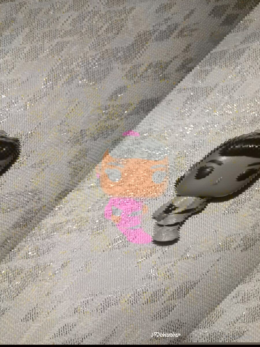 Erica kinder joy stranger things καινούργιο - € 2,00 - Vendora.gr