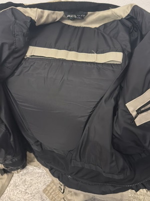 Rev’it μπουφάν μηχανής μεταχειρισμένο,… - € 20,00 - Vendora.gr