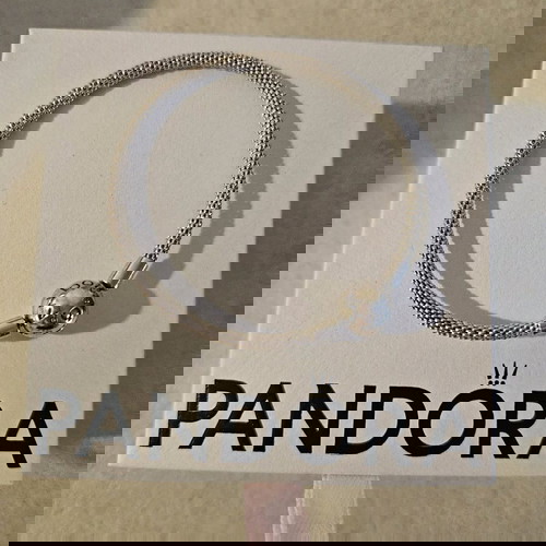 Βραχιόλι Pandora σαν καινούργιο, μαλακό - € 45,00 - Vendora.gr