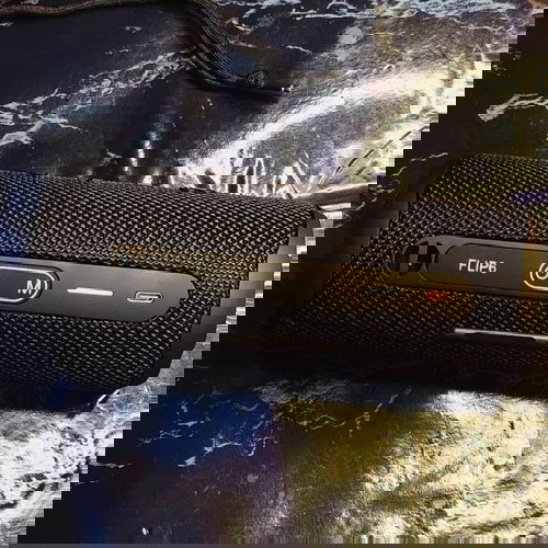 Flip 6 καινούργιο με κουτί, ισχυρός ήχος… - € 45,99 - Vendora.gr