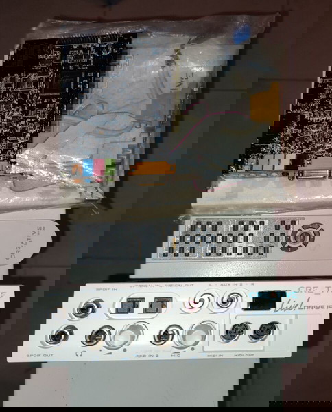 Creative Live Drive IR + Soundblaster… - € 100,00 - Vendora.gr