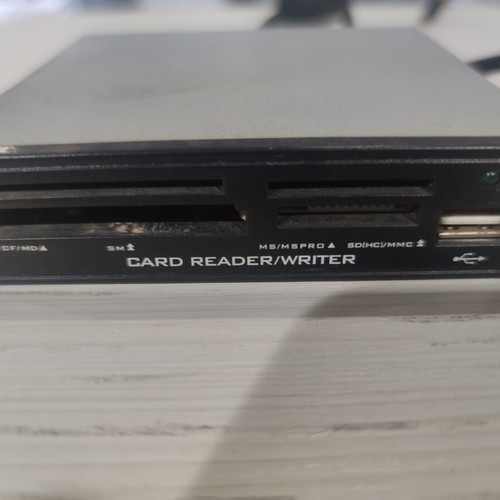 Card Reader 3.5’’ εσωτερικό για Η/Υ… - € 4,50 - Vendora.gr