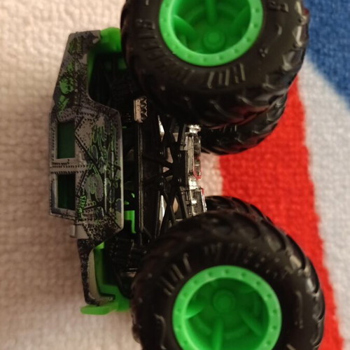 Hot Wheels Monster Trucks Humvee Crash… - € 29,00 - Vendora.gr