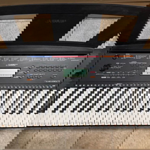 Yamaha αρμόνιο PSR-E263 με 61 πλήκτρα… - € 150,00 - Vendora.gr