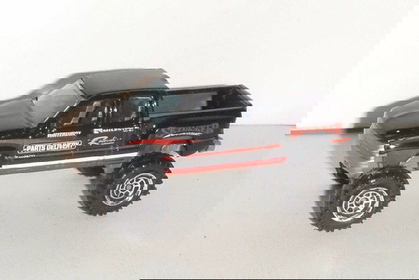 Matchbox Chevrolet Silverado 4x4 - € 2,50 - Vendora.gr