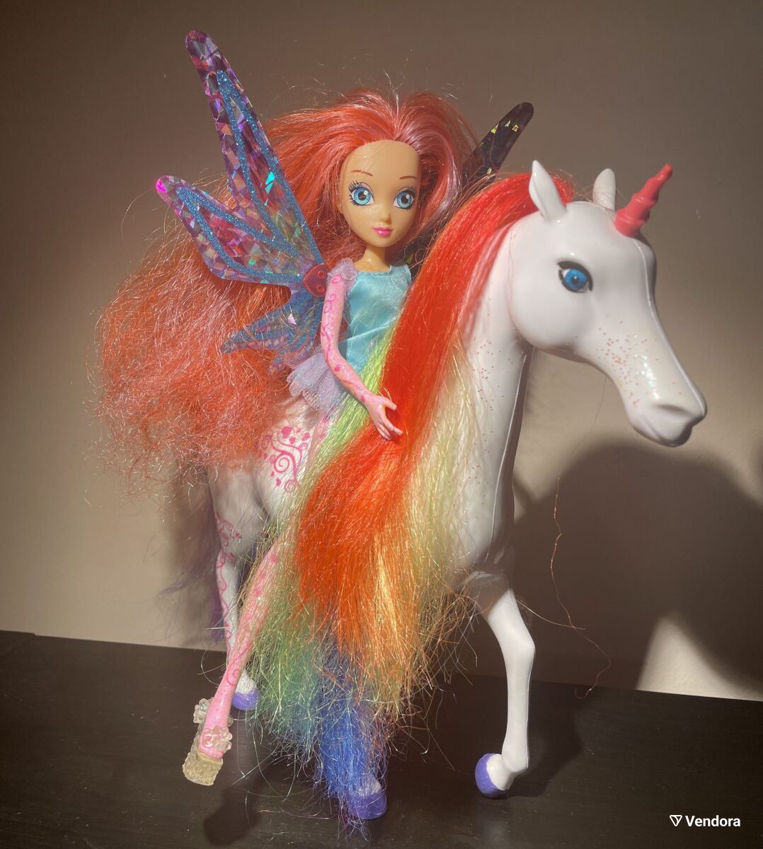 Κούκλα Winx Bloom Tynix με μονόκερο Elas… - € 38,00 - Vendora.gr