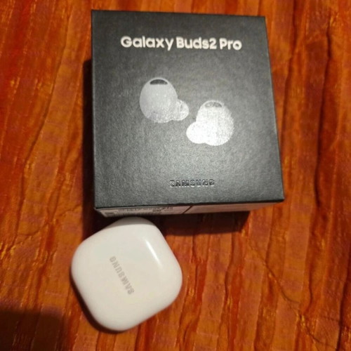 Samsung Buds 2 Pro σαν καινούργιο με… - € 50,00 - Vendora.gr