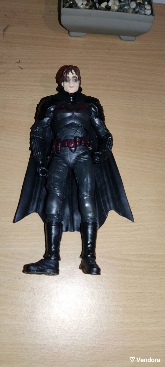 Batman mc farlane figure custom - € 15,00 - Vendora.gr