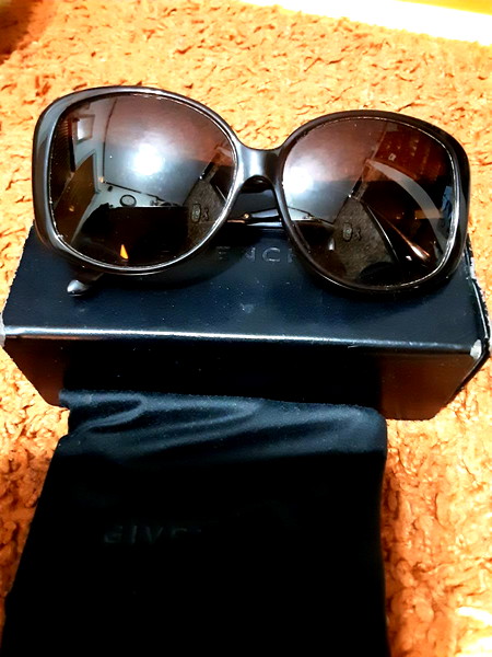 Γυαλιά ηλίου - € 10,00 - Vendora