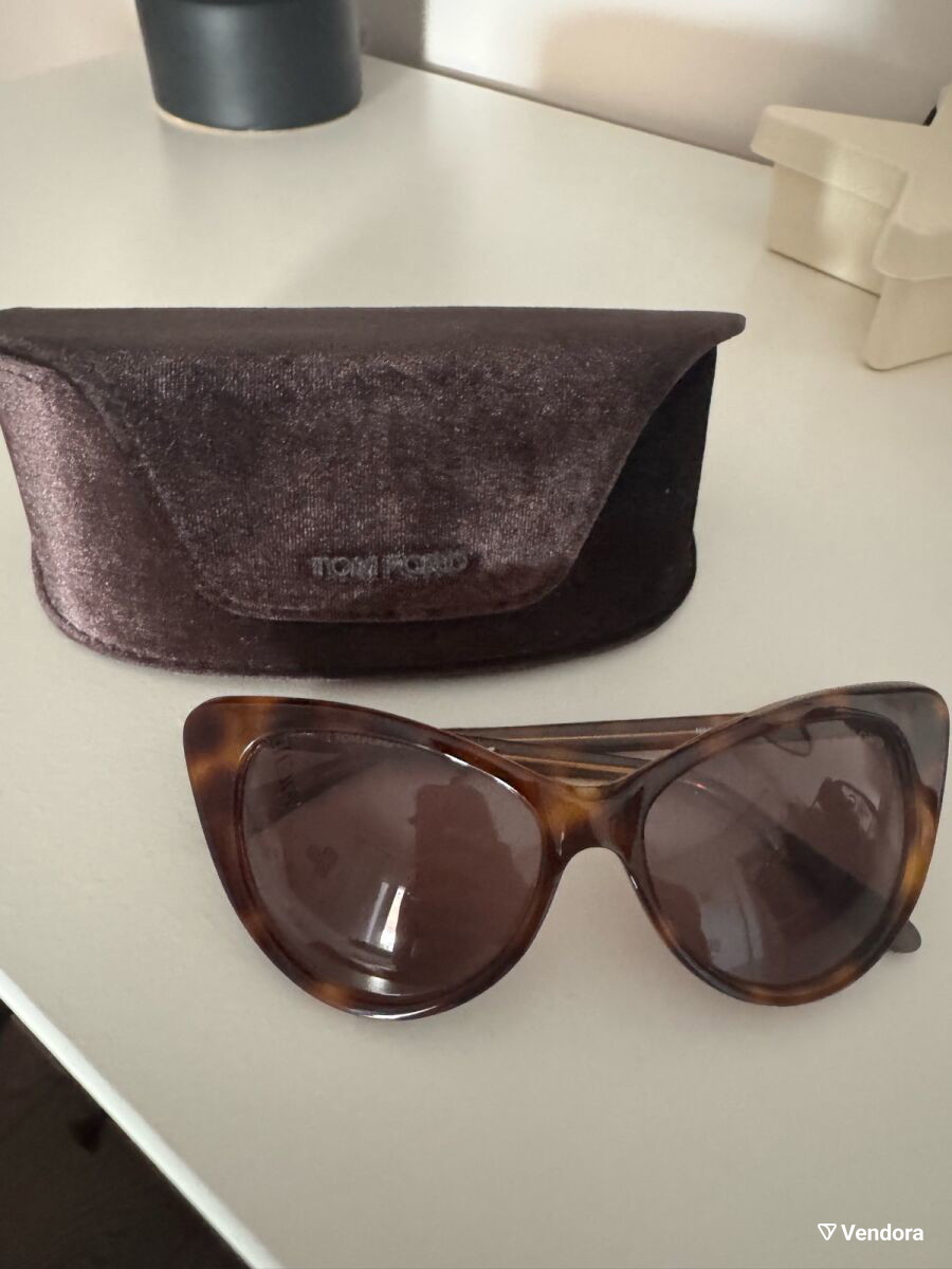 Γυαλιά ηλίου Tom Ford Nikita σε… - € 100,00 - Vendora.gr