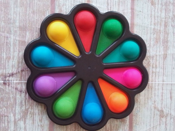 Pop it finget Σιλικονης Game 10 Φούσκες - € 7,00 - Vendora.gr