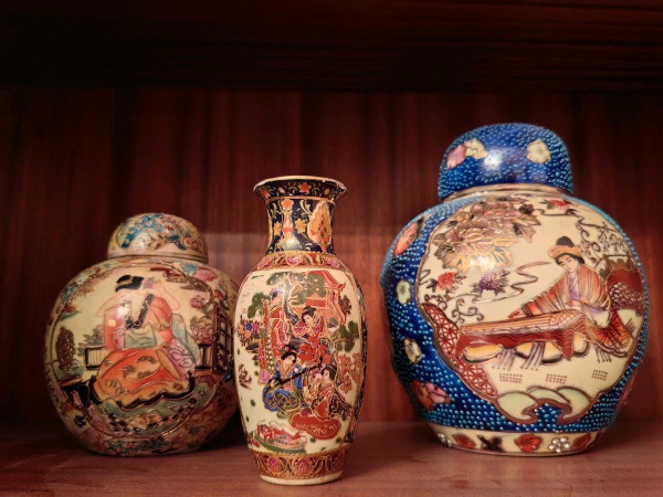 Κινέζικα βάζα - € 30,00 - Vendora.gr