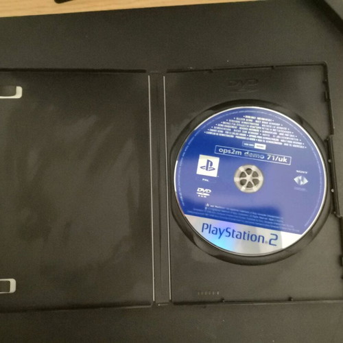 Ps2 demo σαν καινούργιο με 7 παιχνίδια… - € 7,00 - Vendora.gr
