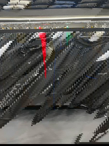 ΚΑΙΝΟΥΡΙΟ ΣΕΤ ΦΟΡΜΑΣ LACOSTE XXL ΚΑΝΕΙ ΚΑΙ… - € 100,00 - Vendora