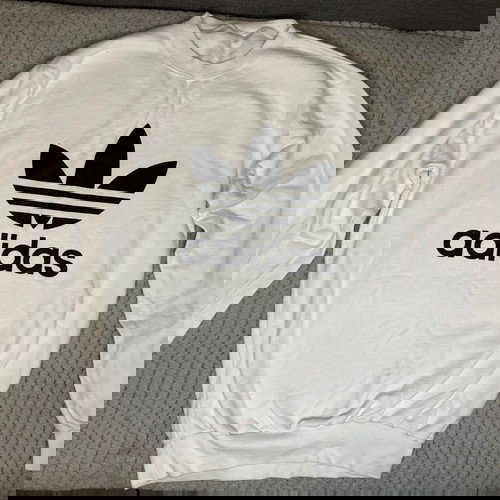 Adidas Originals λευκό φούτερ με μεγάλο… - € 11,90 - Vendora.gr