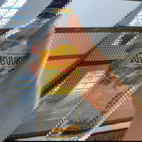 Ποτά μεταχειρισμένα, πακέτο με Campari,… - € 20,00 - Vendora.gr