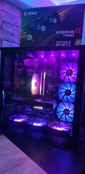 Μεταχειρισμένα Gaming PC προς πώληση
