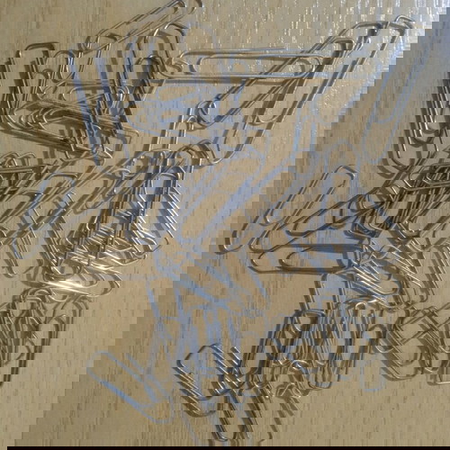 Συνδετήρες μεταχειρισμένοι, πακέτο 50,… - € 0,50 - Vendora.gr