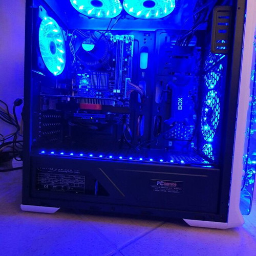LC Power Gaming 988W Midi Tower… - € 40,00 - Vendora.gr