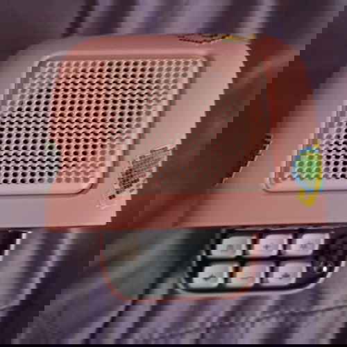 Divoom mini Tv ροζ σαν καινούργιο με… - € 80,00 - Vendora.gr