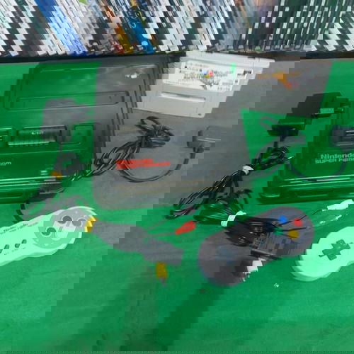 Super Nintendo Famicom (Ιαπωνικό) σαν… - € 135,00 - Vendora.gr