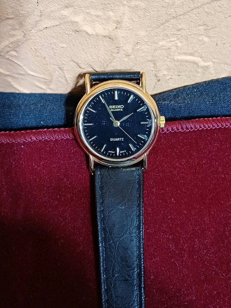 Ρολόι SEIKO QUARTZ ανδρικο χειρος - € 30,00 - Vendora.gr