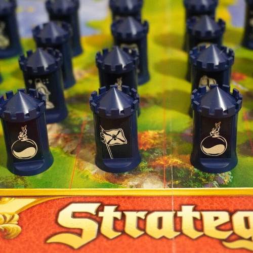 Επιτραπέζιο παιχνίδι Stratego Original… - € 19,00 - Vendora.gr