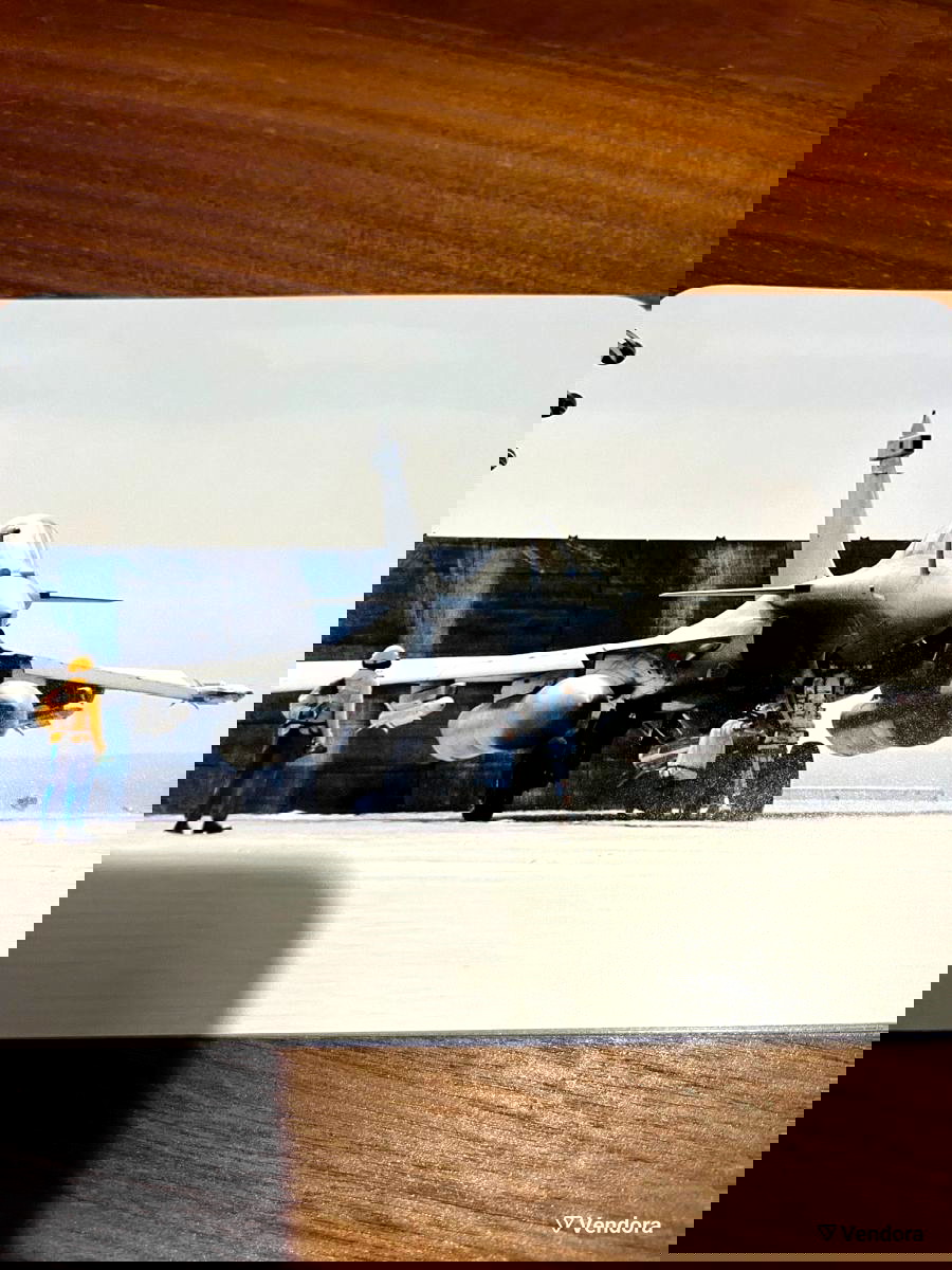 Πωλειται συλλεκτικο λευκωμα Rafale (Dassault) - € 27,00 - Vendora