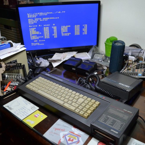 Amstrad CPC 6128 μεταχειρισμένο με… - € 190,00 - Vendora.gr