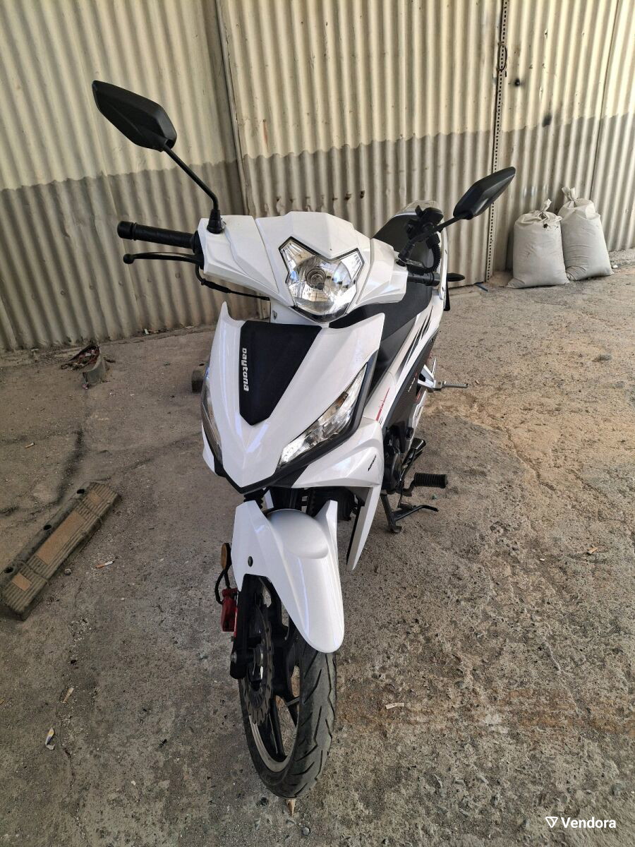 Daytona Velos σαν καινούργιο, άσπρο… - € 1.250,00 - Vendora.gr