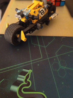 Lego motorcycle σαν καινούργιο, ελαφρά… - € 15,00 - Vendora.gr