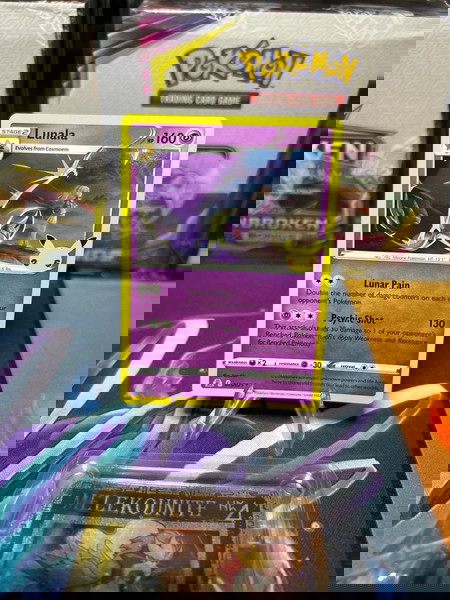 Покемон карта Лулана холографска - € 2,00 - Vendora