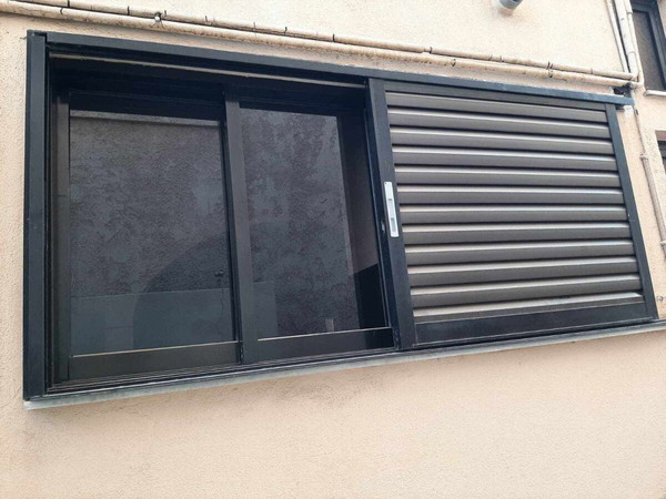 ΕΙΔΗ ΣΠΙΤΙΟΥ - ΕΠΙΠΛΑ - € 900,00 - Vendora