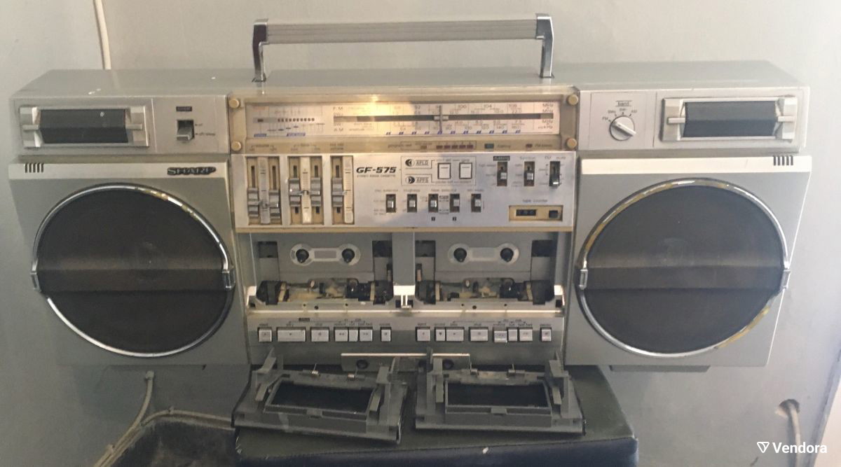 SHARP GF 575 Boombox 1980 - € 180,00 - Vendora.gr