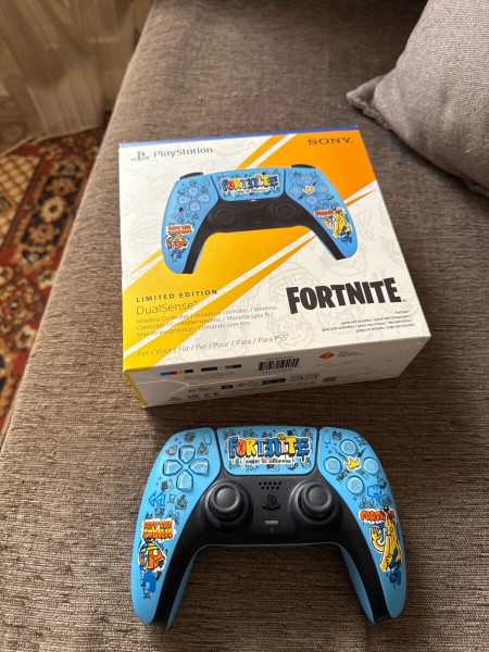 Fortnite Ps5 limited edition controller - € 100,00 - Vendora.gr