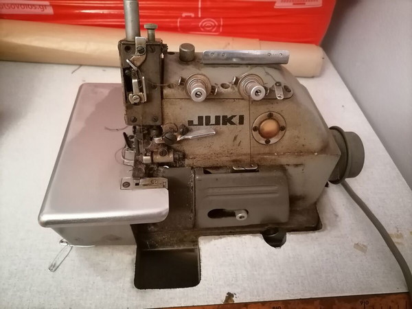Κοπτοραπτης 4 κλώνος juki επαγγελματικος - € 150,00 - Vendora