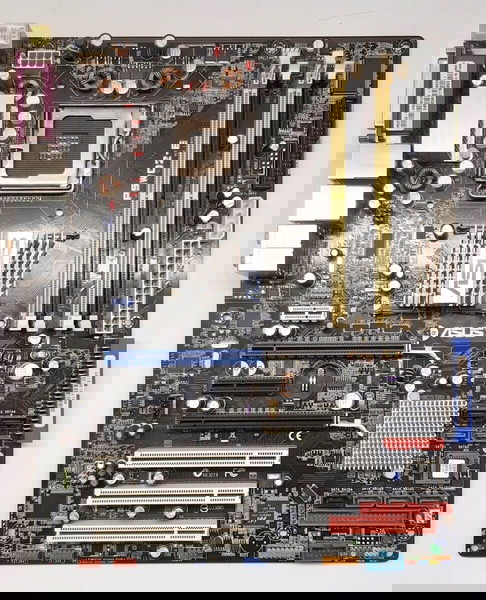 ASUS P5WD2-E Premium Motherboard Intel 975X… - € 35,00 - Vendora