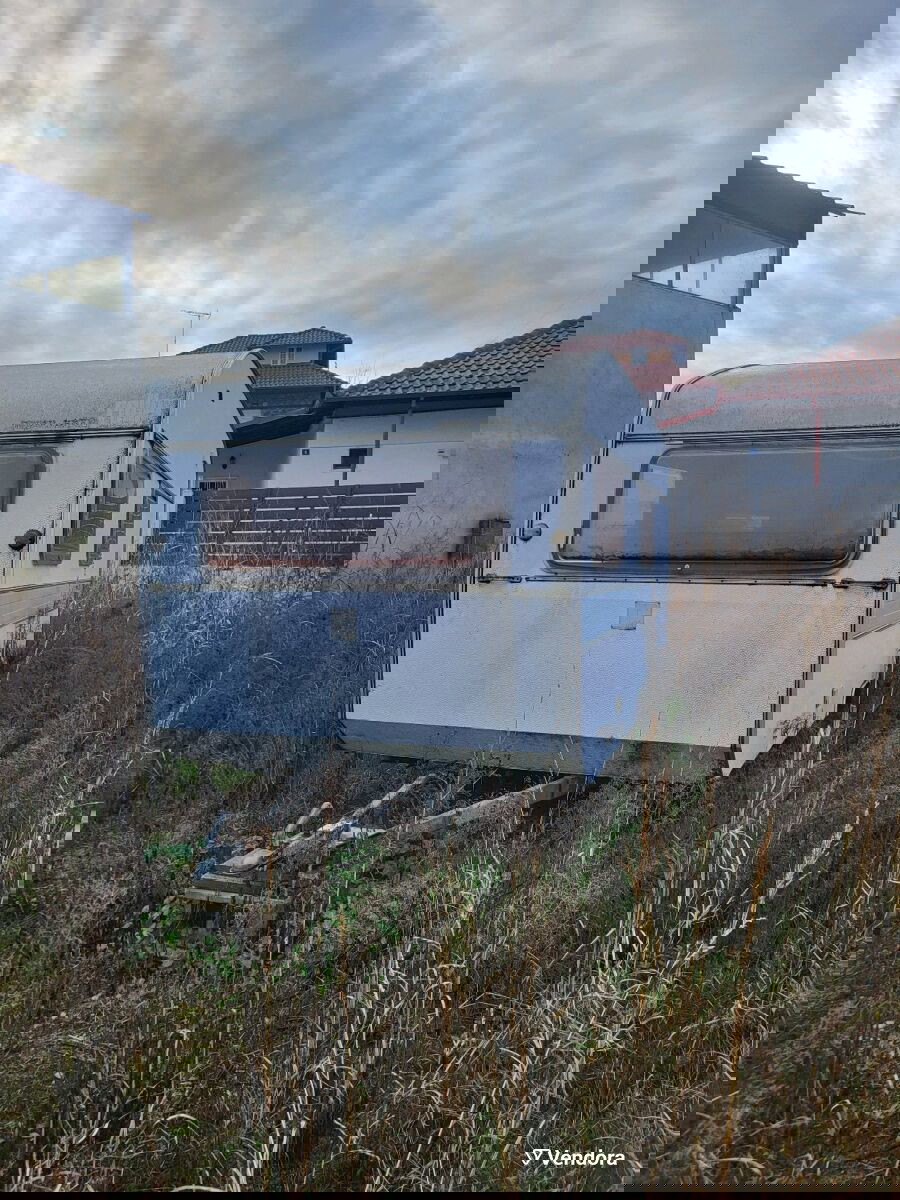 τροχοσπιτο - € 900,00 - Vendora.gr