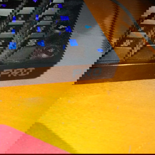 Logitech G Pro TKL πληκτρολόγιο… - € 29,50 - Vendora.gr