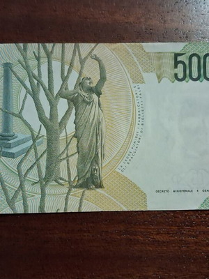Πεντοχιλιαρο Bellini μεταχειρισμένο,… - € 1,00 - Vendora.gr