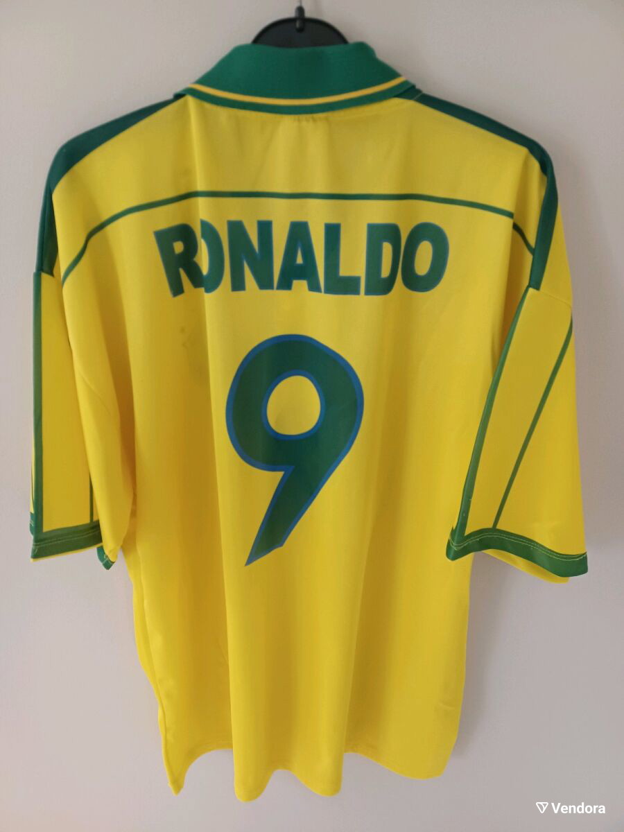 Αθλητική μπλούζα Brazil με το Νο 9 του… - € 45,00 - Vendora.gr