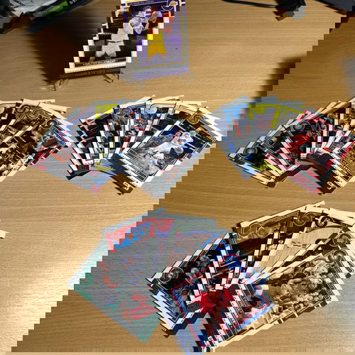 NBA Hoops 2024-2025 πακέτο 19 βασικών… - € 4,99 - Vendora.gr