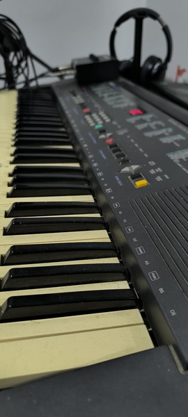 Αρμόνιο Yamaha PSR-300 keyboard - € 100,00 - Vendora.gr