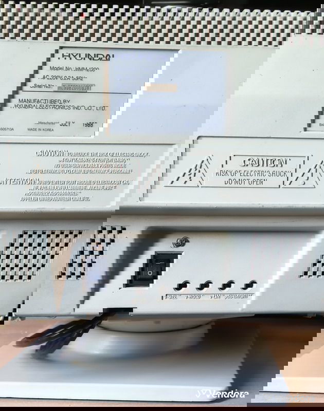 EGA CRT MONITOR HYUNDAI MONOCHROME - € 1.000,00 - Vendora