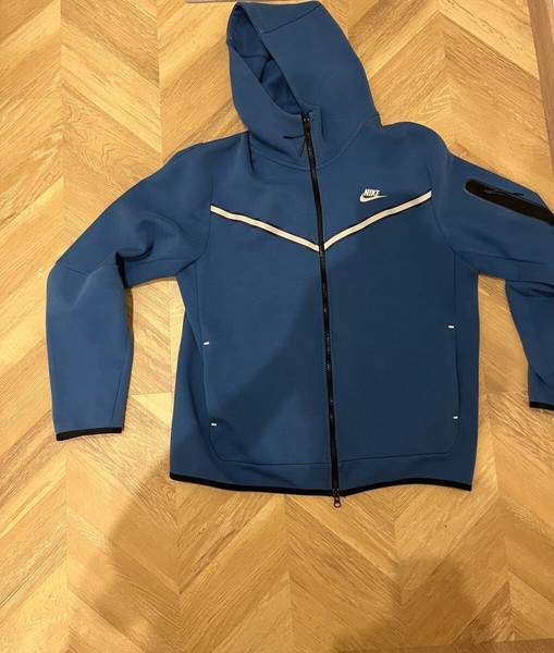 Nike tech set - € 40,00 - Vendora.gr