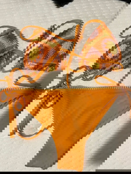 calzedonia μαγιό small - € 6,00 - Vendora.gr